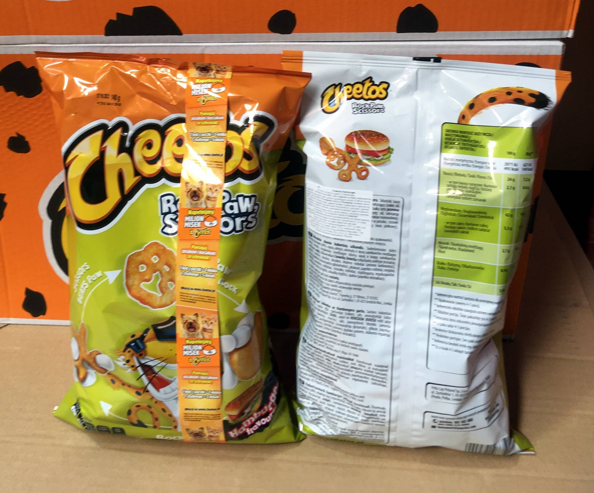 Cheetos Hamburger 145 g | GROCERY \ Crisps and Snacks \ Cheetos OFFER ...